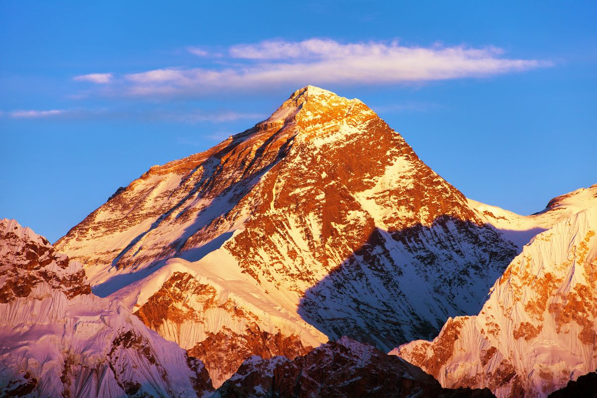 The Ultimate Adventure Travel Guide To The Himalayas - HimalayanCrest