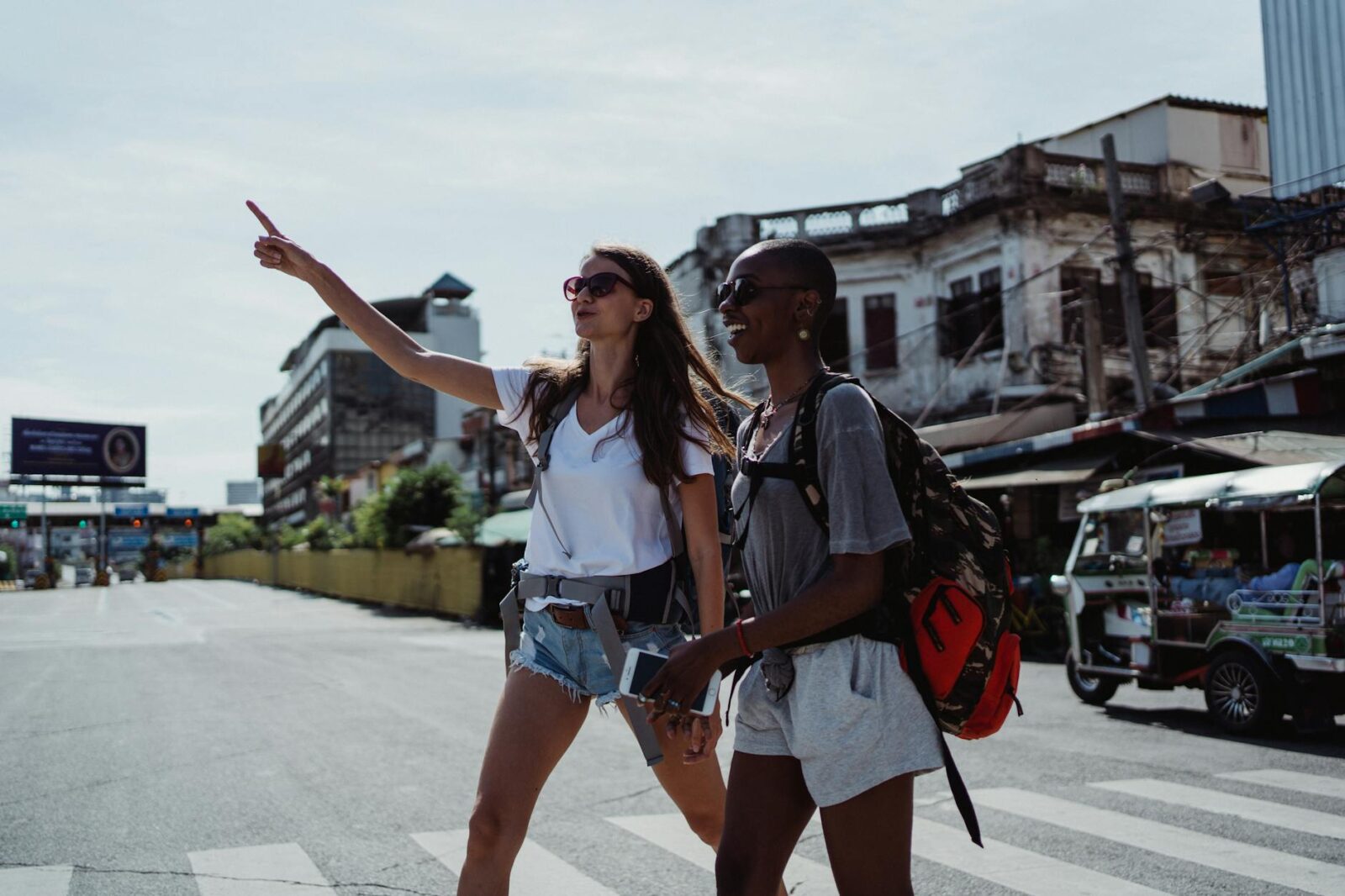 Human Agents Outperform AI in Travel Support by 21%: Study - HimalayanCrest